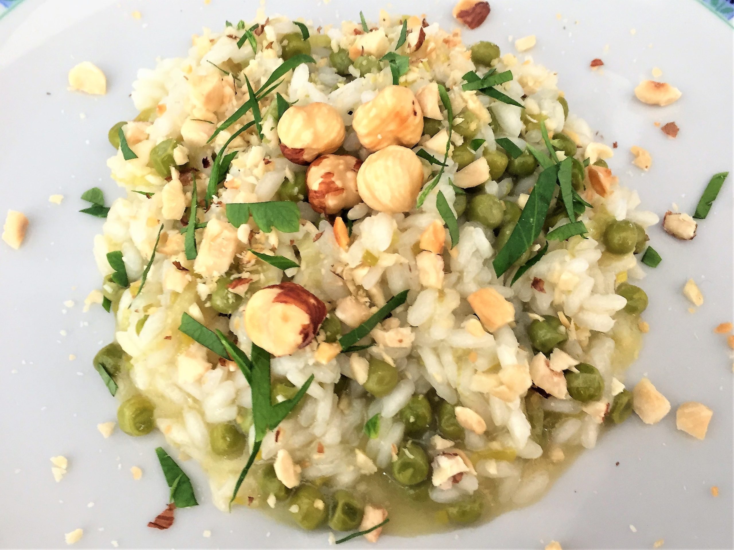 Ricetta di Risi e bisi con granella di nocciole - alberto-arienti.com